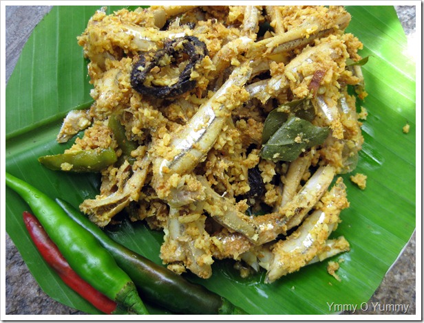 Anchovies/Netholi/Chooda Peera Pattichathu | Yummy O Yummy